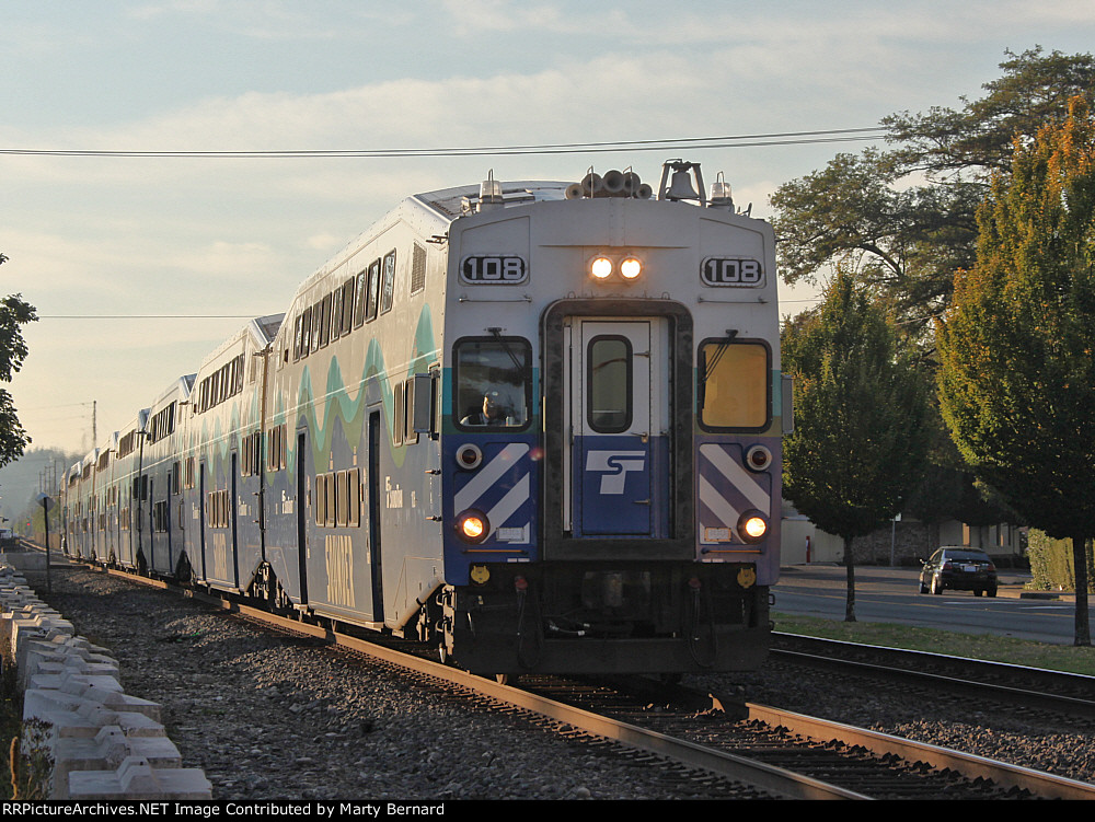 SNDX 108 Busting Its Wheels as Train #1516